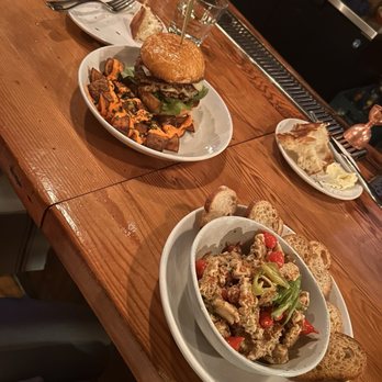 EN RAMA - Updated October 2025 - 392 Photos & 284 Reviews - 1102 A St ...