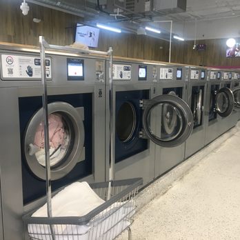 LAUNDROLAB - Updated October 2025 - 36 Photos & 23 Reviews - 8868 Research Blvd, Austin, Texas ...