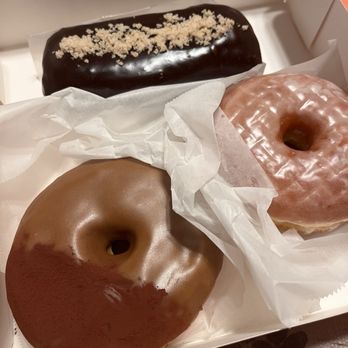 OLD FERRY DONUT - Updated May 2024 - 147 Photos & 29 Reviews - 24667 ...