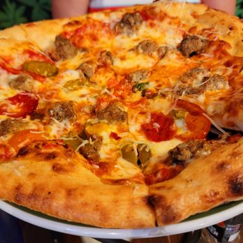 CLEMENTE’S TROLLEY PIZZERIA - Updated February 2025 - 340 Photos & 403 ...