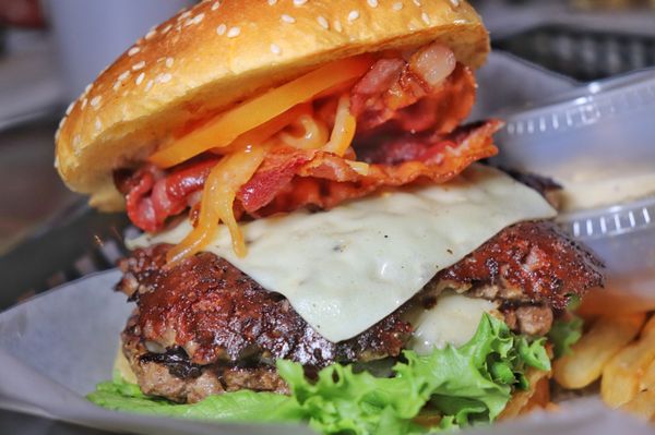 THE SHERIFF BURGER - Updated December 2025 - 116 Photos & 128 Reviews ...