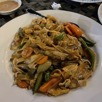 THAI KITCHEN - 318 Photos & 161 Reviews - 4550 Concord Ave, Baton Rouge ...