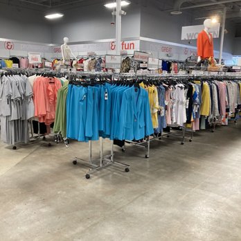 K&G FASHION SUPERSTORE - Updated January 2026 - 25 Photos & 21 Reviews - 350 E Michigan St ...