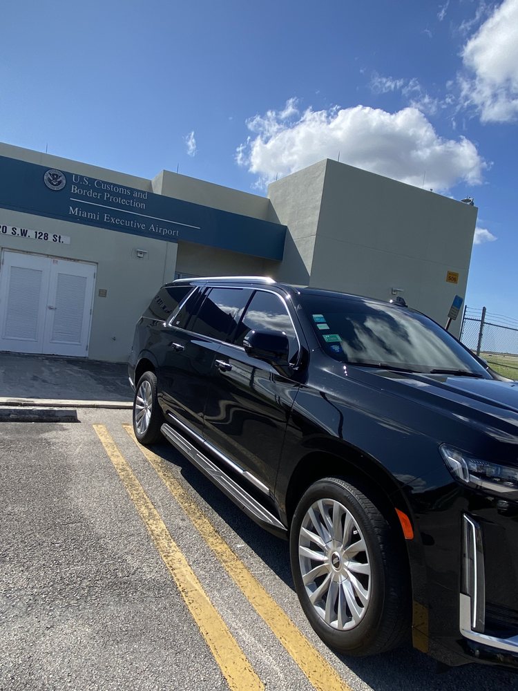 EXECUCAR LIMO MIAMI - Updated July 2025 - 901 NE 164th St, North Miami ...