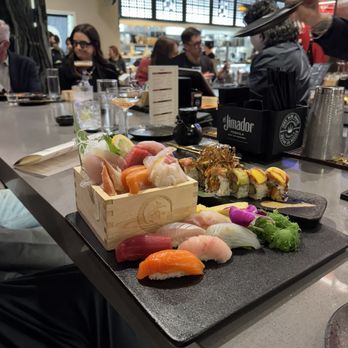 AKAI SUSHI-YA & IZAKAYA - Updated May 2025 - 255 Photos & 45 Reviews ...