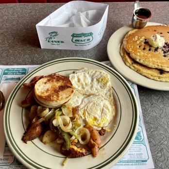 AIRPORT DINER - Updated December 2025 - 235 Photos & 375 Reviews - 2280 ...