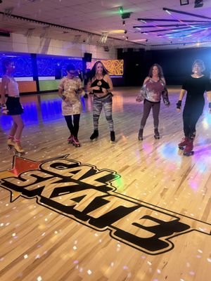 CAL SKATE - Updated July 2025 - 100 Photos & 139 Reviews - 6100 ...