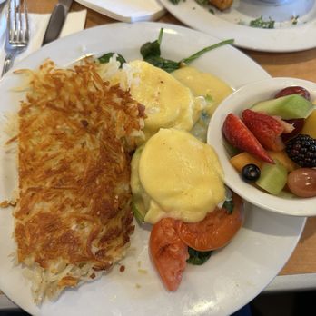 BUTTERCUP - Updated October 2025 - 907 Photos & 813 Reviews - 229 ...