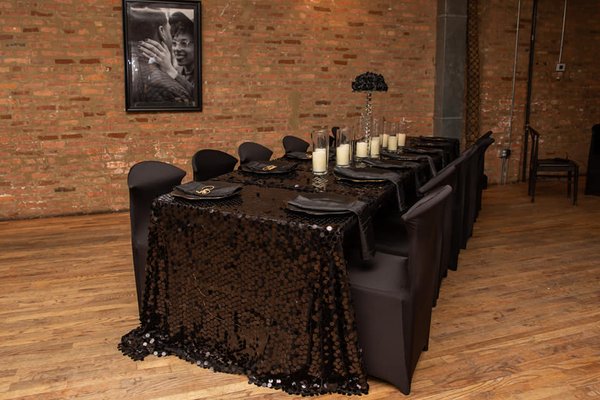 ROOM 43 - Updated October 2025 - 14 Photos & 17 Reviews - 1041 E 43rd ...