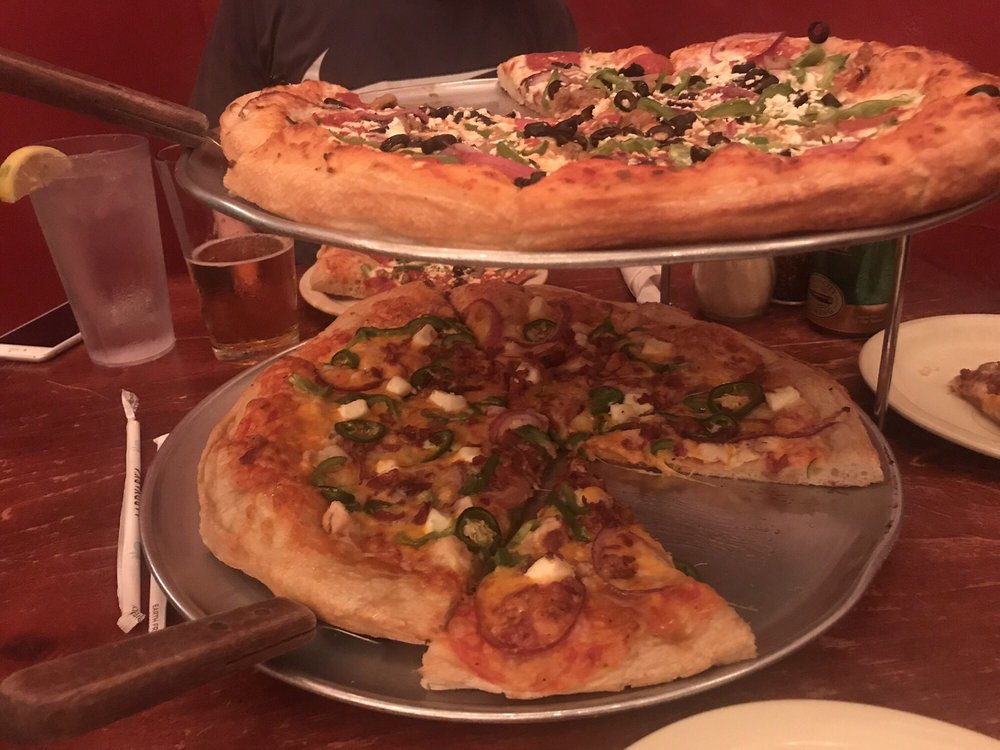 O’ZONE PIZZA PUB - 106 Photos & 180 Reviews - Pizza - 1010 N 12th Ave ...