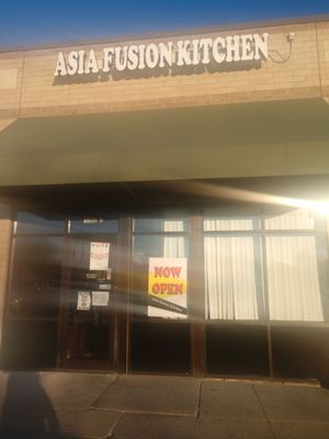 ASIAN FUSION KITCHEN - Updated October 2024 - 23 Photos & 16 Reviews ...
