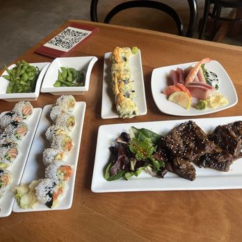 MOMIJI - Updated June 2024 - 2615 Photos & 1873 Reviews - 1522 12th Ave ...
