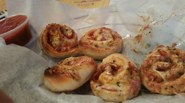 MONICAL’S PIZZA - Updated September 2025 - 21 Reviews - 2230 S Mount ...