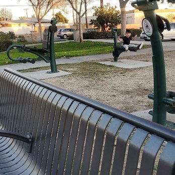 LEMON PARK SPRAY POOL - Updated December 2025 - 99 Photos & 34 Reviews ...