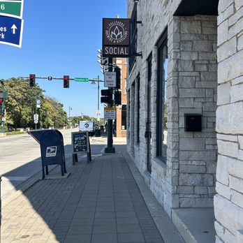 POLLYANNA SOCIAL - Updated June 2025 - 83 Photos & 26 Reviews - 326 ...