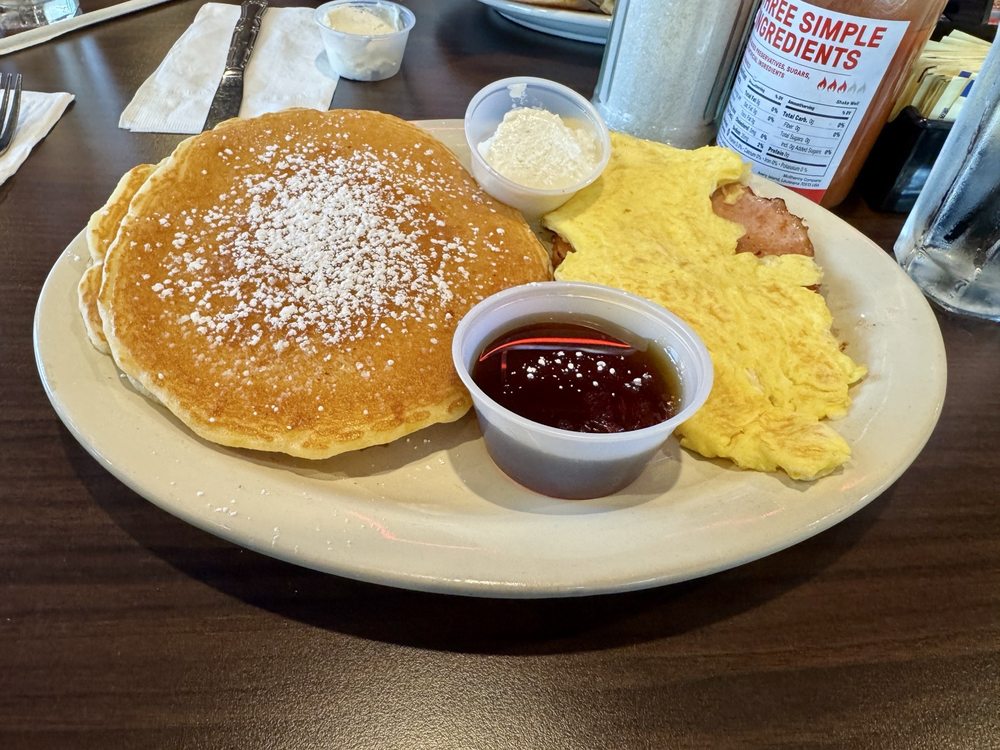 CITY LINE DINER - Updated December 2025 - 16 Photos & 33 Reviews - 829 ...