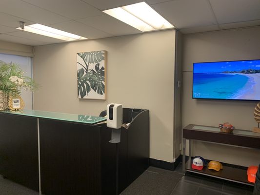 SIGNATURE FLIGHT SUPPORT LAX - Updated December 2025 - 10 Photos - 6201 ...