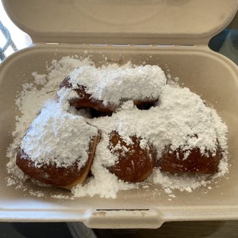 HEN & FLOUR - Updated March 2024 - 11 Photos & 16 Reviews - 141 S ...