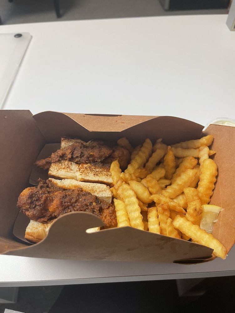 NO NAME CHICKEN - Updated June 2024 - 3756 Bloomfield Rd, Macon ...