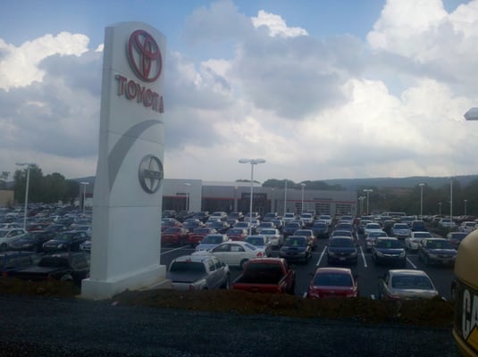 BENNETT TOYOTA - Updated November 2025 - 21 Photos & 85 Reviews - 1951 ...