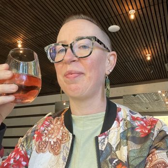 EZ TIGER - Updated May 2025 - 198 Photos & 180 Reviews - 222 E Chestnut ...