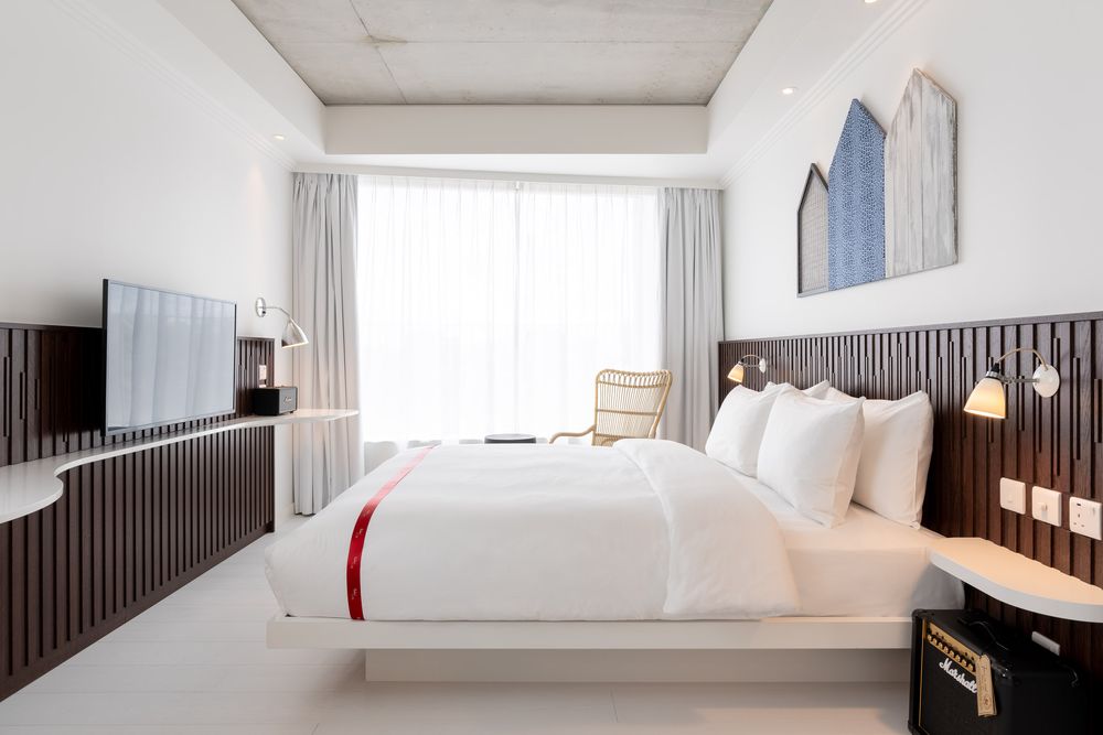 RUBY ZOE HOTEL & BAR - Updated May 2025 - 48 Photos - 146-164 Notting ...