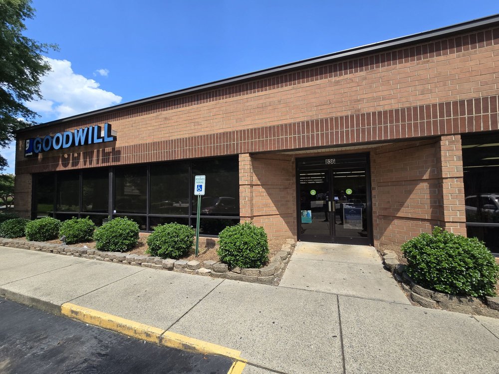 GOODWILL STORE AND DONATION CENTER - Updated May 2026 - 10 Reviews ...