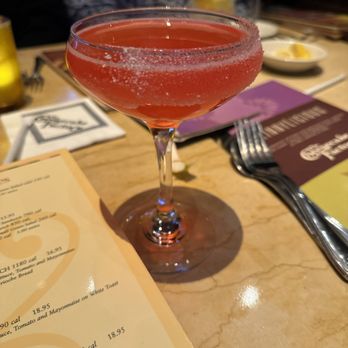 THE CHEESECAKE FACTORY - 869 Photos & 800 Reviews - 4325 Glenwood Ave ...