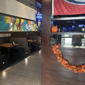 YARD HOUSE - Updated December 2025 - 1245 Photos & 941 Reviews - 201 ...