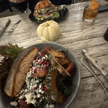 SMALL BARN - Updated July 2024 - 1301 Photos & 674 Reviews - 28535 Old ...