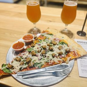 LAZY MOON, Maitland, Florida - 441 S Orlando Ave - Updated October 2024 ...