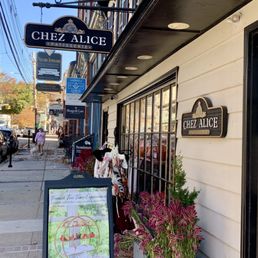 CHEZ ALICE - Updated July 2025 - 153 Photos & 73 Reviews - 15 Bridge St ...