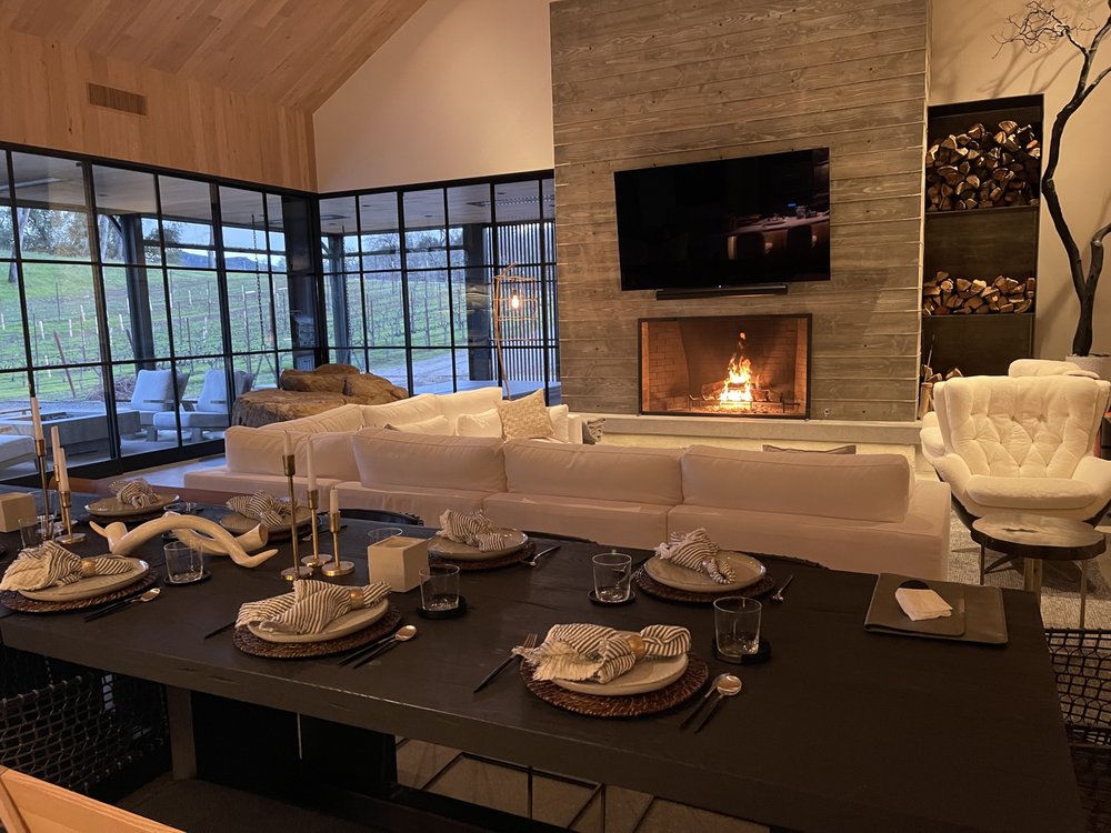 KLM EVENT PLANNING - Updated 05/2025 - 16 Photos - 2470 Coburn Ln ...