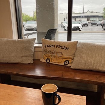 BUDS FARMHOUSE COFFEE - Updated 2024 - 37 Photos & 37 Reviews - 1151 ...