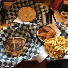 STOLTZFUS MEATS - Updated January 2026 - 136 Photos & 126 Reviews - 14 ...