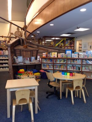 ROGERS MEMORIAL LIBRARY - Updated October 2025 - 10 Photos & 12 Reviews ...