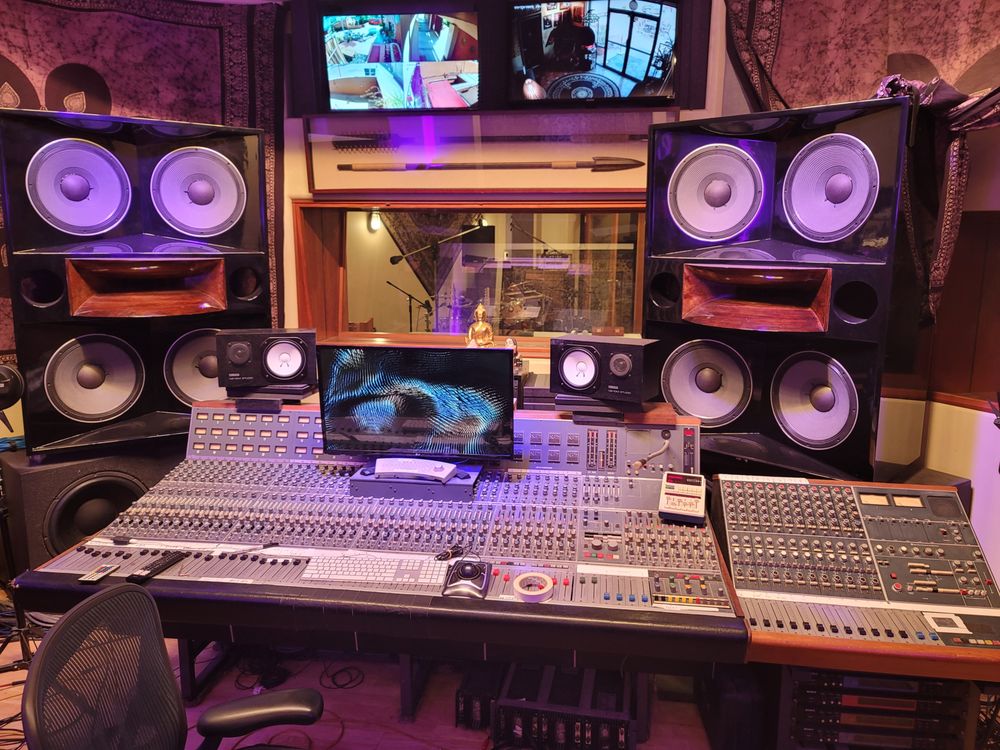 THE SALTMINE STUDIO OASIS - Updated January 2025 - 24 Photos - 48 S ...