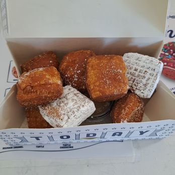 PARLOR DOUGHNUTS - Updated August 2025 - 385 Photos & 163 Reviews - 506 ...