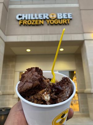 CHILLER BEE - Updated October 2025 - 47 Photos & 76 Reviews - 10868 ...