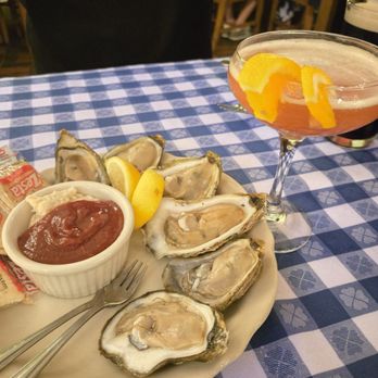 THE ANGUS BARN - Updated November 2024 - 2733 Photos & 1878 Reviews ...