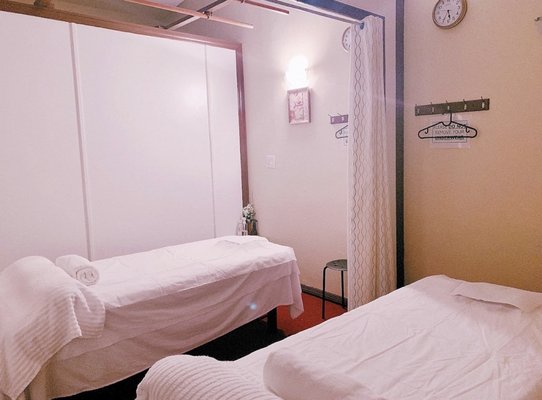 GOLDEN FOOT SPA - Updated October 2025 - 39 Photos & 60 Reviews - 146 N ...