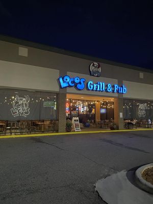 LOCOS GRILL & PUB, EASTSIDE - Updated October 2025 - 71 Photos & 96 ...
