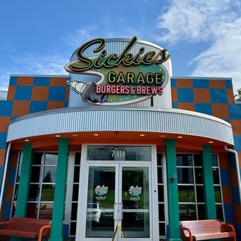 SICKIES GARAGE BURGERS & BREWS - Updated June 2025 - 227 Photos & 126 ...