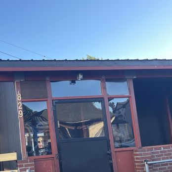 TWO BROTHERS CAFE AND GRILL - Updated October 2025 - 207 Photos & 228 ...