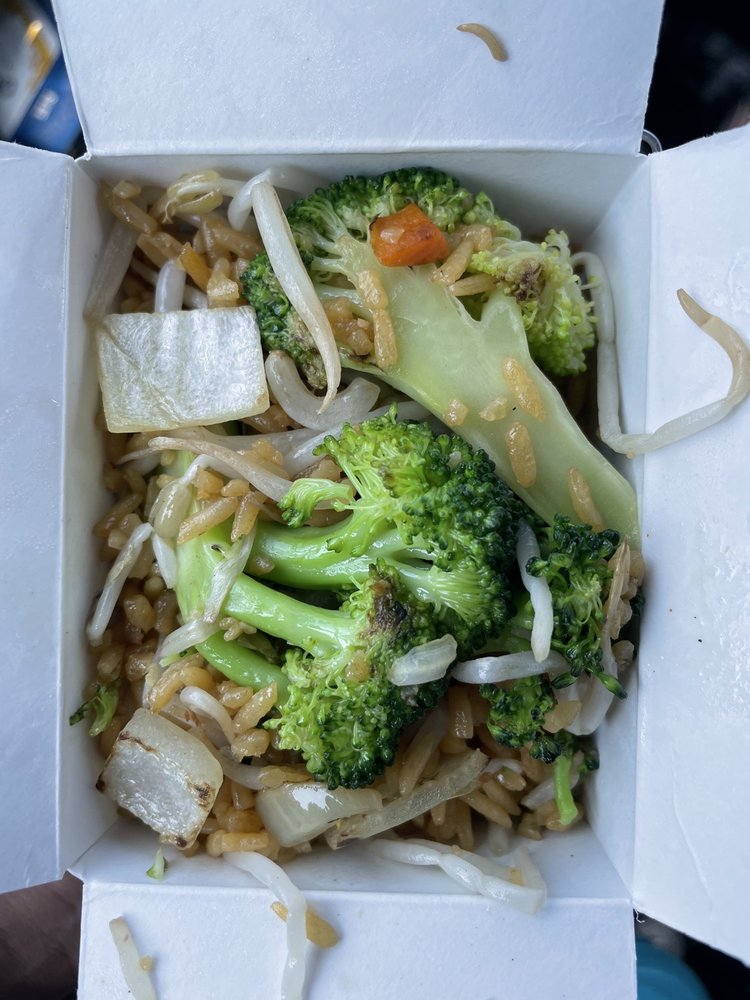 TIN TIN CHINESE RESTAURANT - 27 Photos & 73 Reviews - 695 Kenmore Ave ...