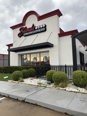 BLENDS DAIQUIRI EXPRESS - Updated October 2025 - 103 Photos & 63 ...