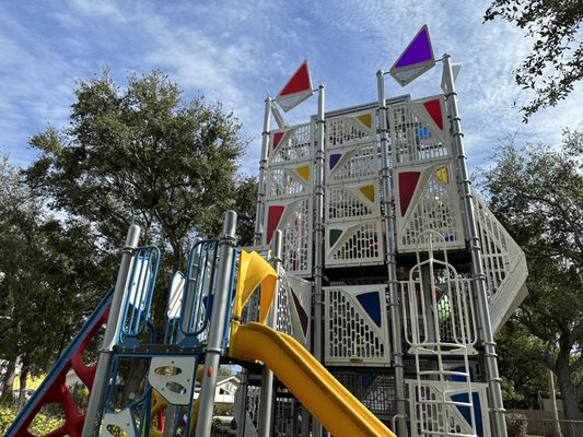 CURRIE COMMONS PARK - Updated May 2024 - 16 Photos - 750 SE 2nd Ave ...