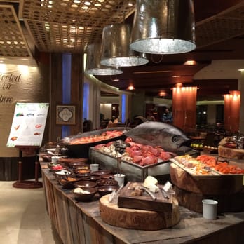 CIRCLES - 115 Photos & 16 Reviews - Ayala cor. Makati Avenue,, Makati ...