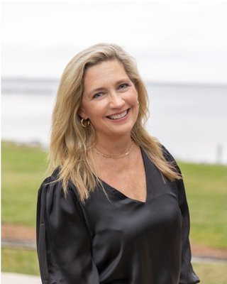 LISA OUBRE - KELLER WILLIAMS - Contact Agent - 4725 Main St, Orange ...