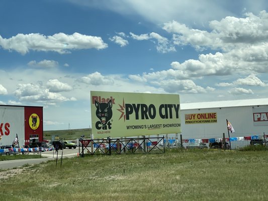 PYRO CITY FIREWORKS SUPER STORE- CHEYENNE - Updated June 2025 - 32 ...